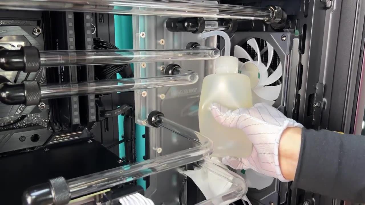 Split Water Cooling Gaming PC Build - One News Page VIDEO