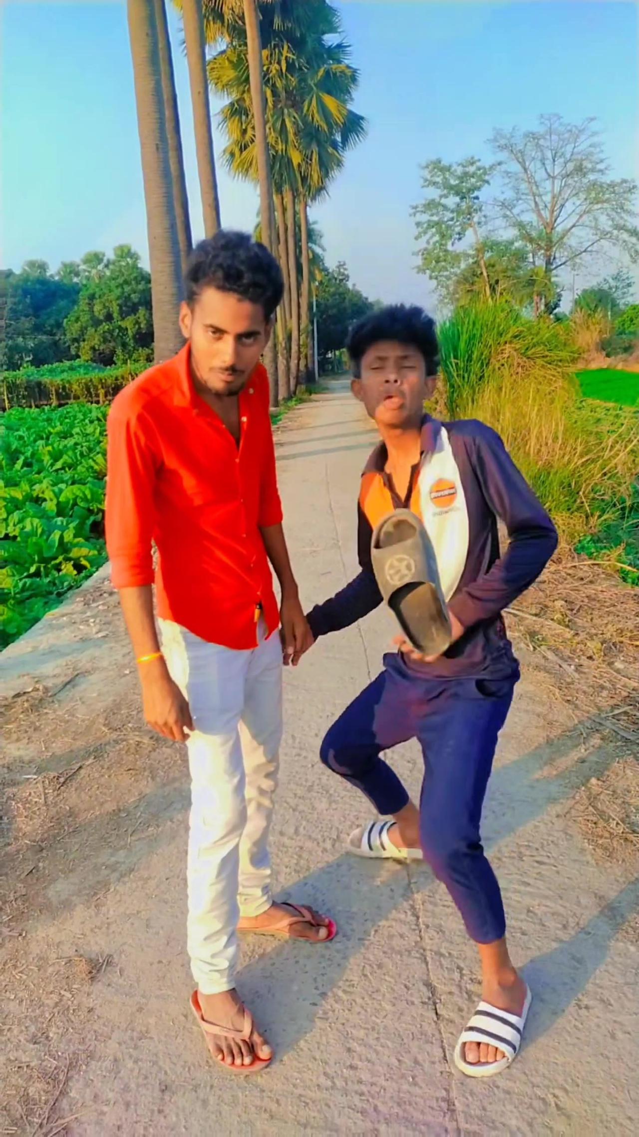 Gadi ki chabi kahan gai - newsR VIDEO Gadi ki chabi kahan gai - newsR VIDEO