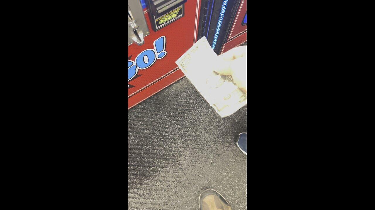Try my luck on a Claw Machine - One News Page VIDEO
