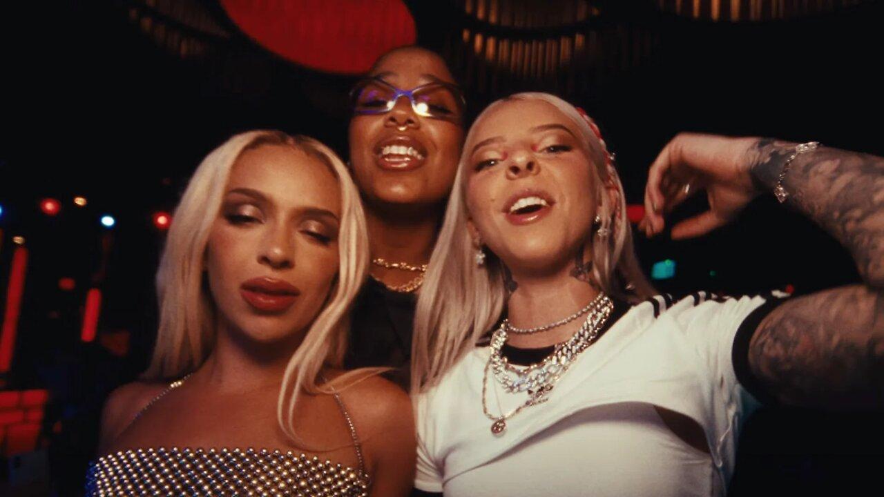 Bad Gyal, Young Miko, Tokischa Chulo (Official - One News Page VIDEO