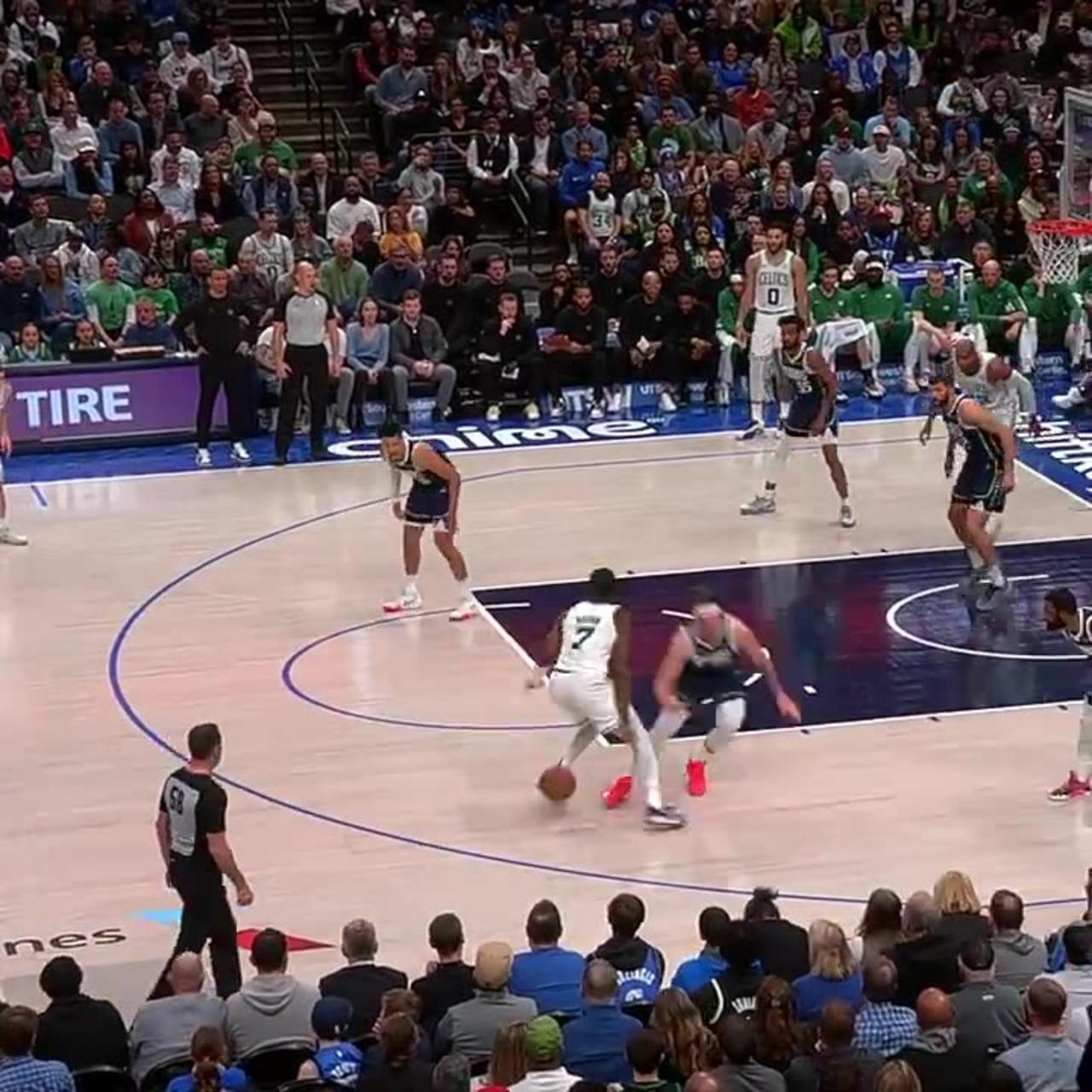 NBA - Jaylen Brown stops on a DIME and hits the - One News Page VIDEO