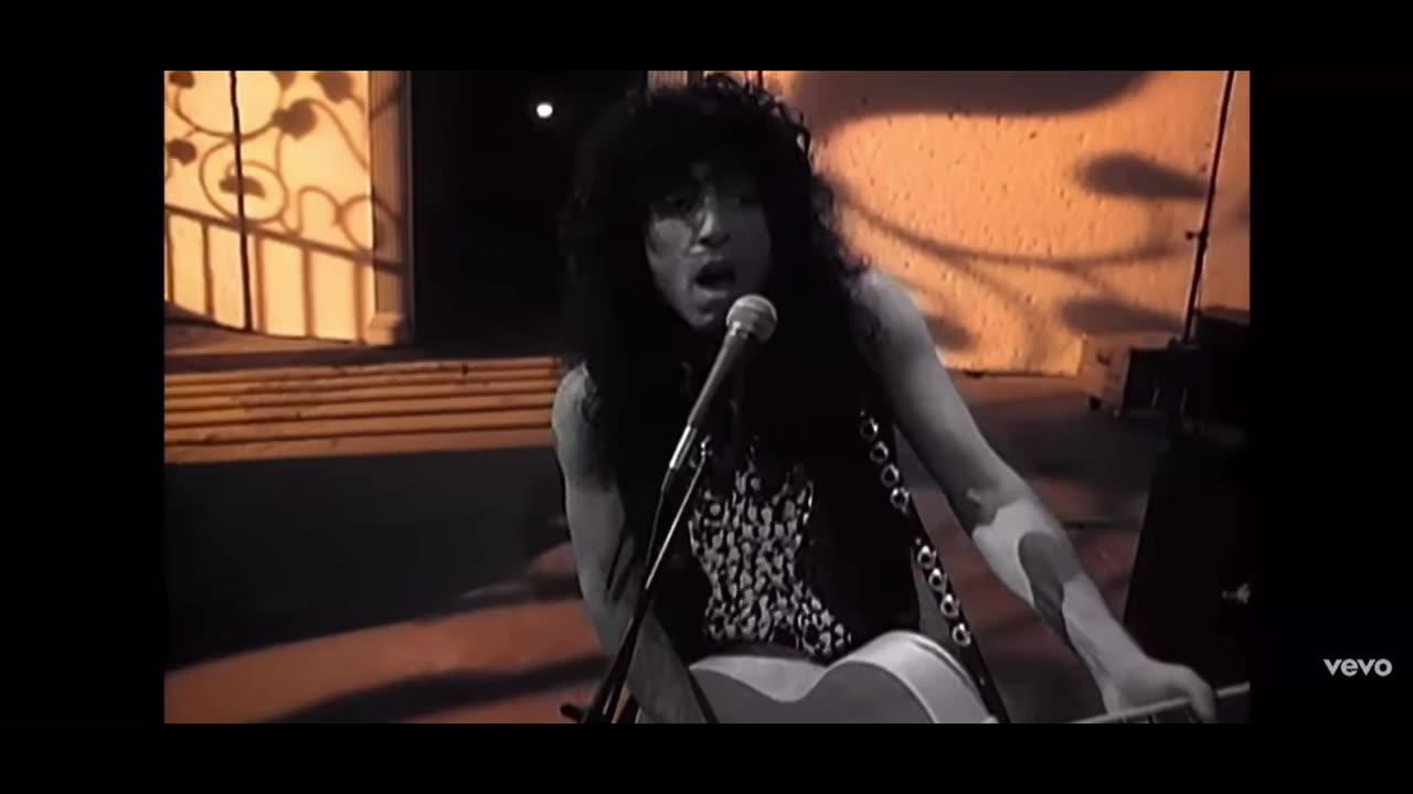 Kiss - Forever (Official Music Video) - One News Page VIDEO