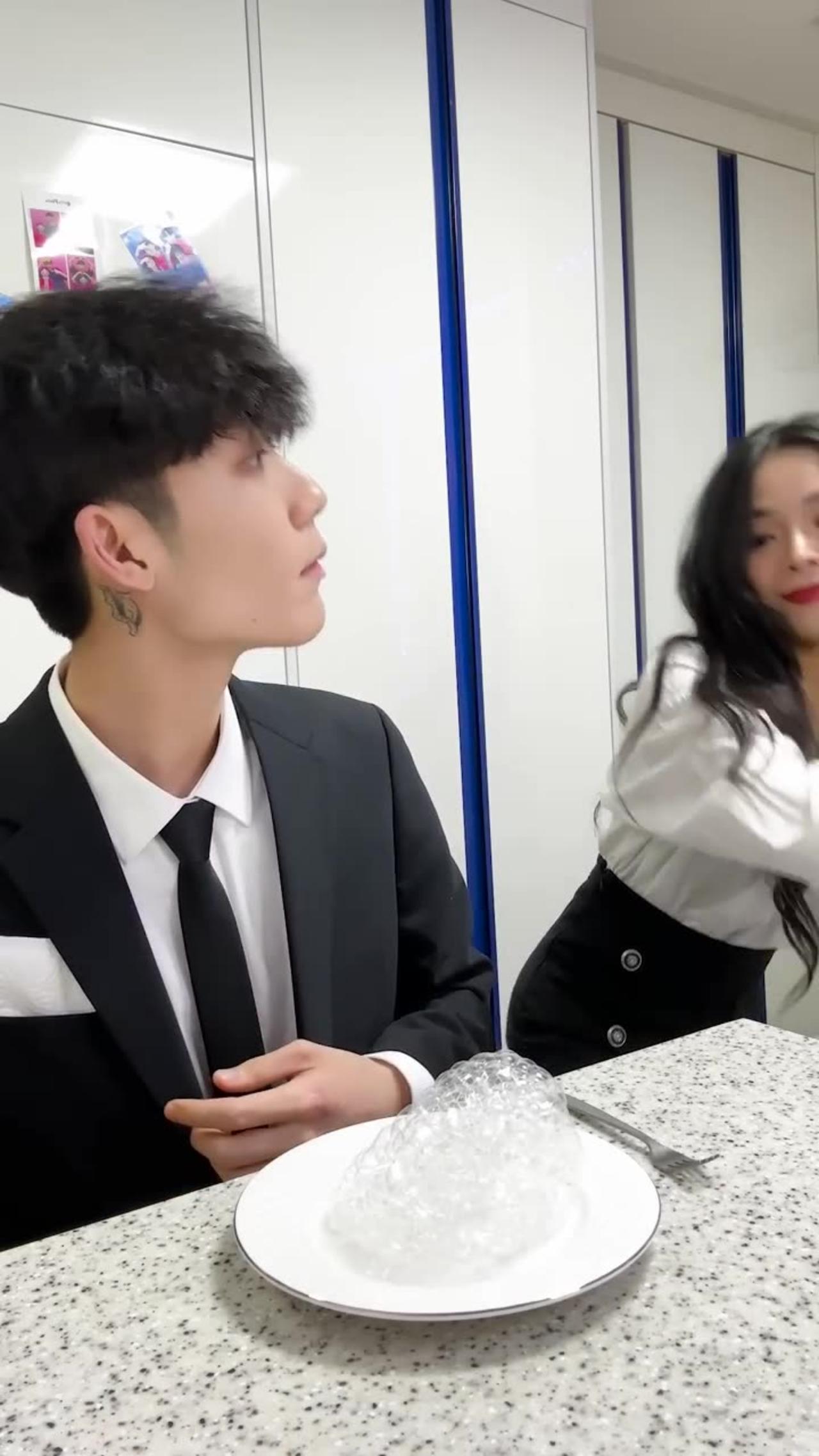 Chaina amazing video - One News Page VIDEO