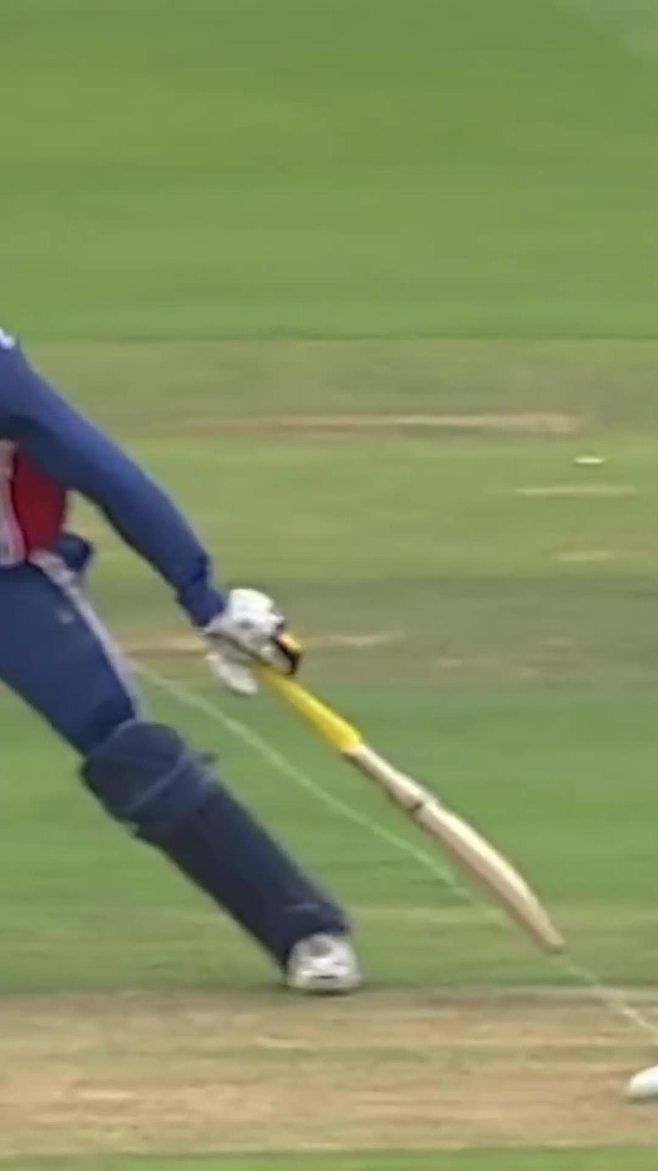 BEST FIELDER in the History of cricket (Muhammad - One News Page VIDEO