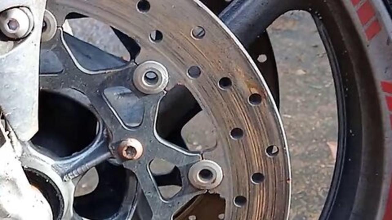#biker, #hints, wheel siezed, brake discs rusty - One News Page VIDEO