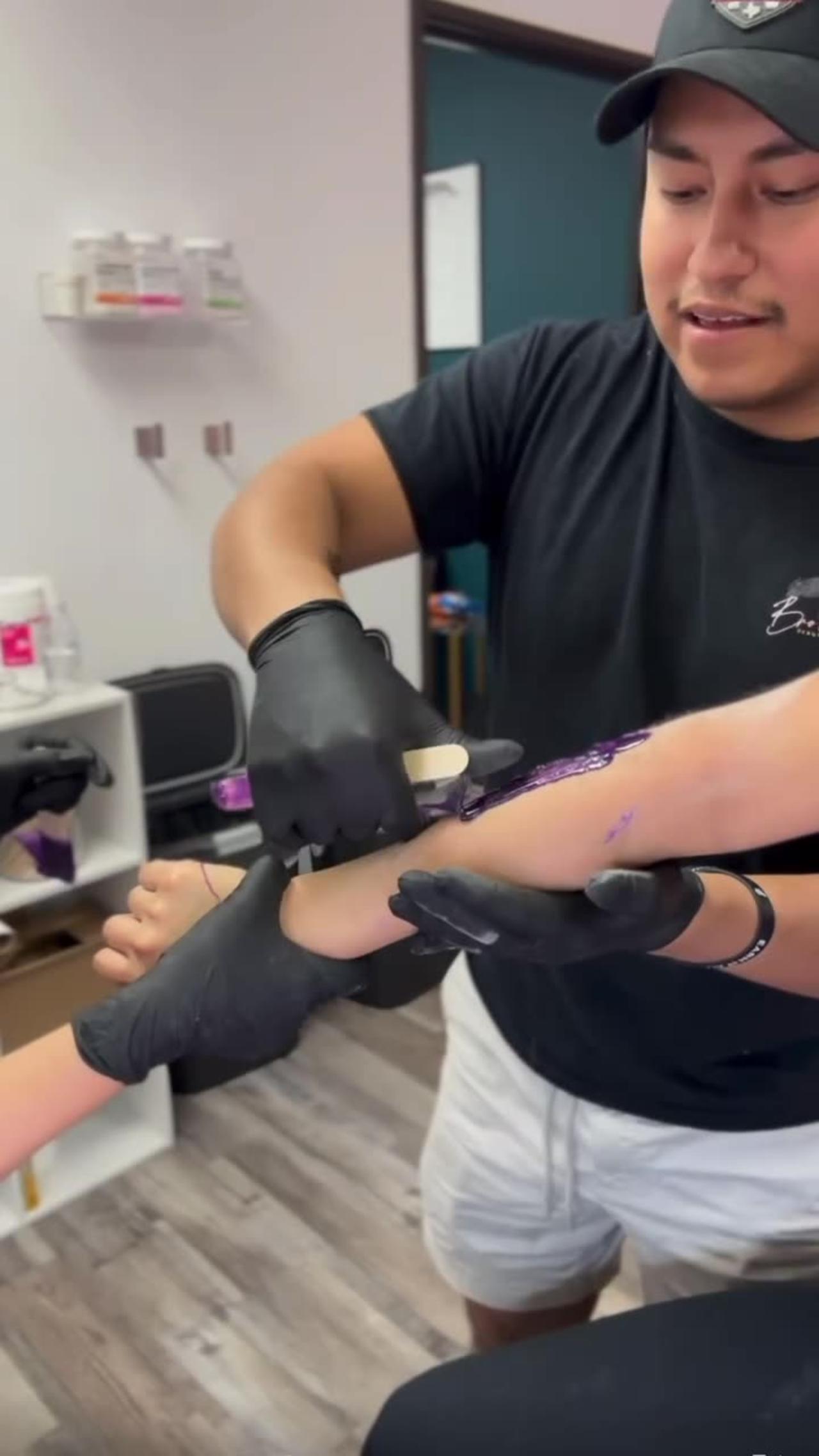 Hand Waxing with Purple Seduction Hard Wax | The - One News Page VIDEO