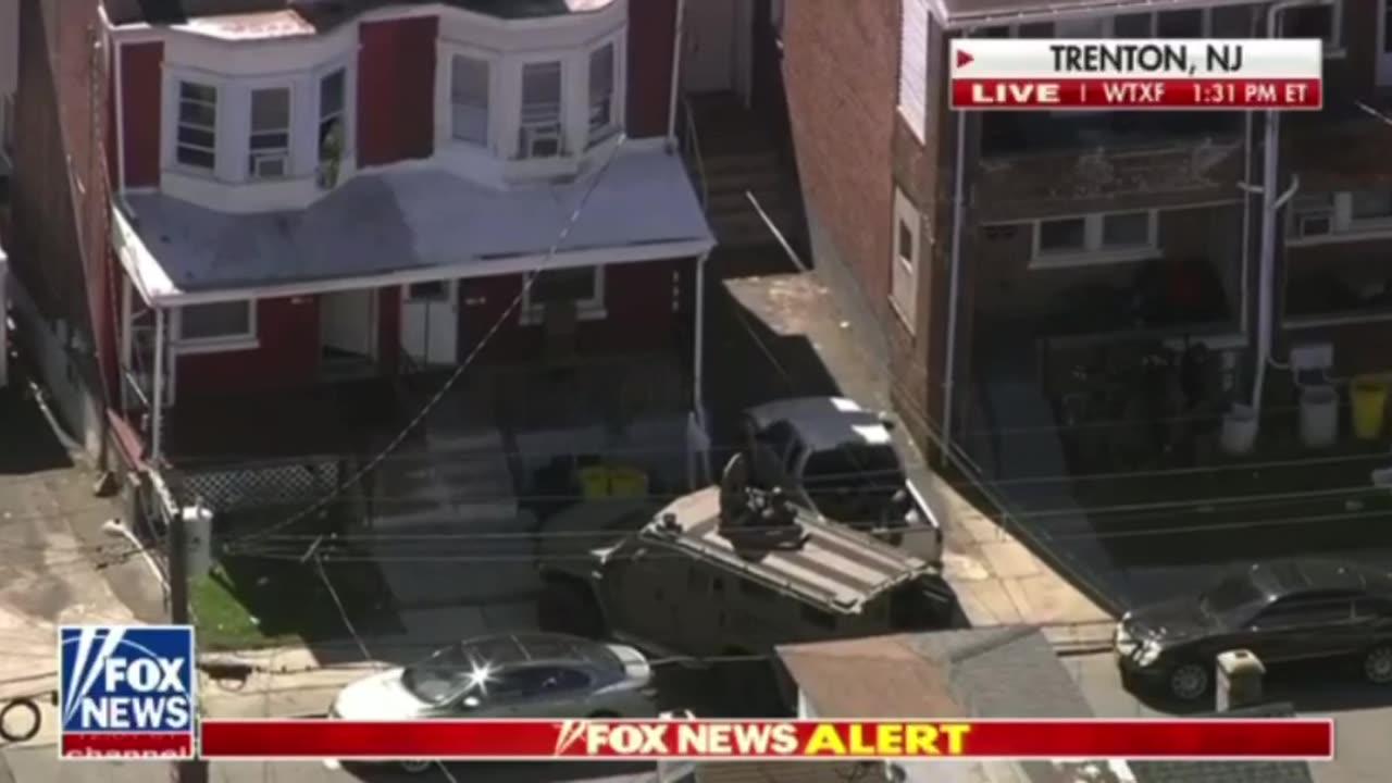 SWAT has house surrounded in New Jersey - One News Page VIDEO