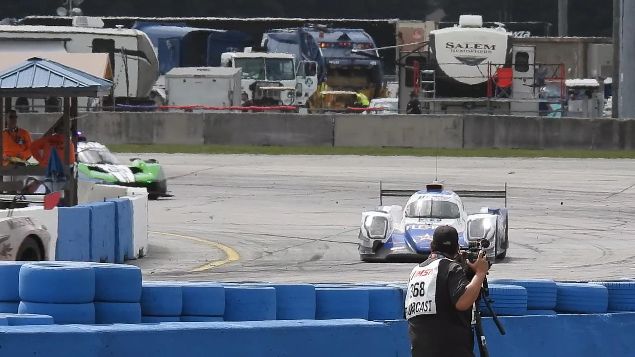 12 Hours of Sebring 2024 coming out of turn 17 - One News Page VIDEO
