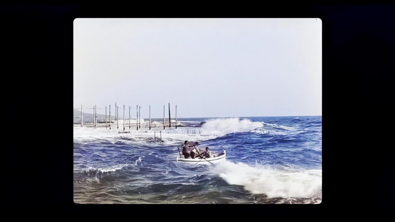 The Lumiere Brothers 1895 Boat Leaving the Port - One News Page VIDEO