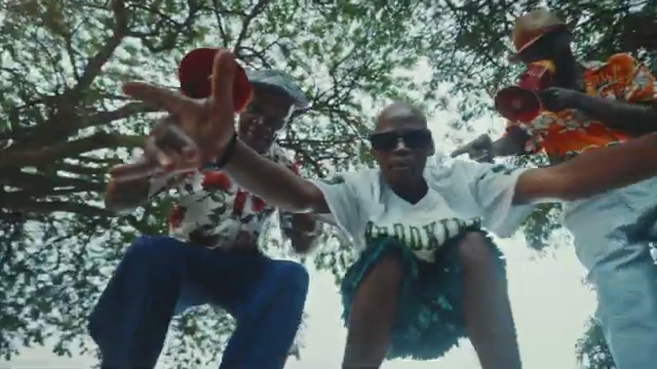 TitoM & Yuppe - Tshwala Bam [Ft. S.N.E & - One News Page VIDEO