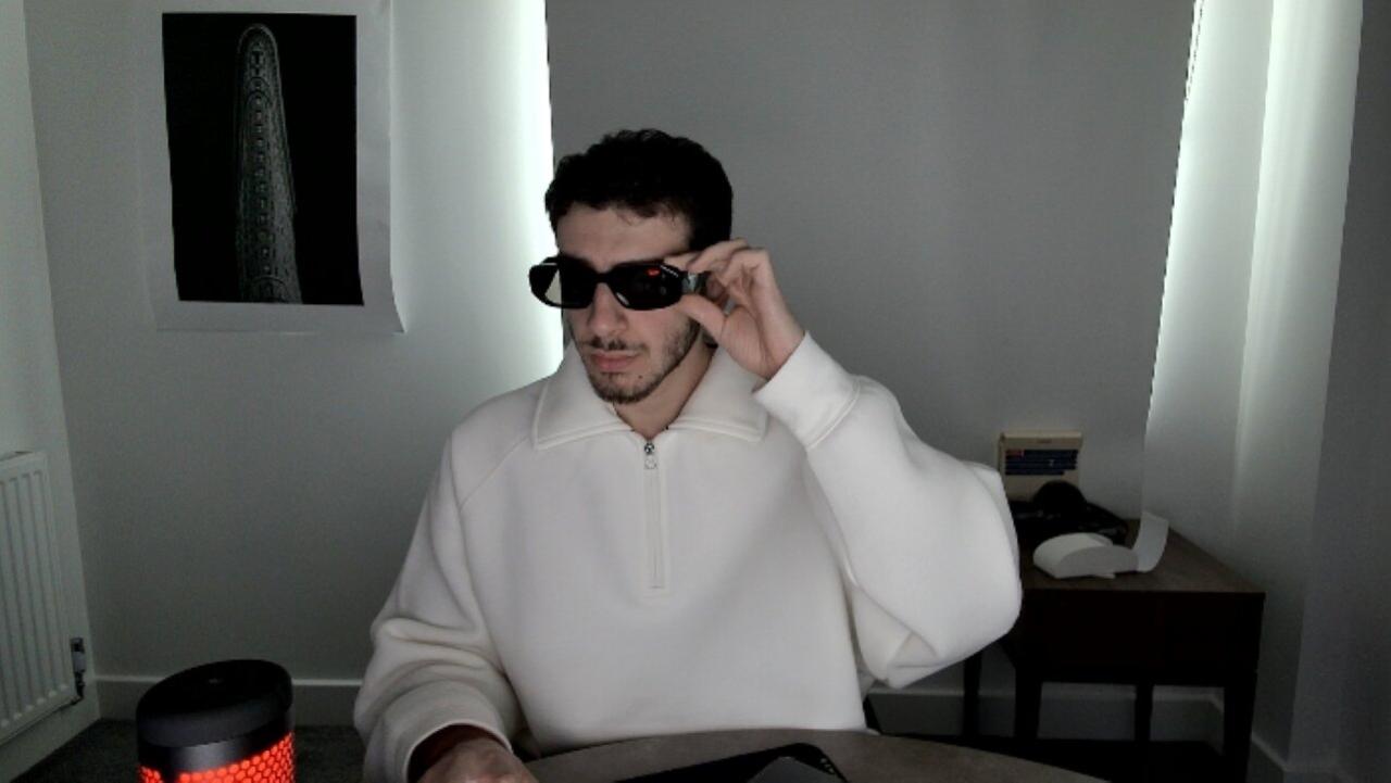 MONKEY SAY MONKEY DO - One News Page VIDEO