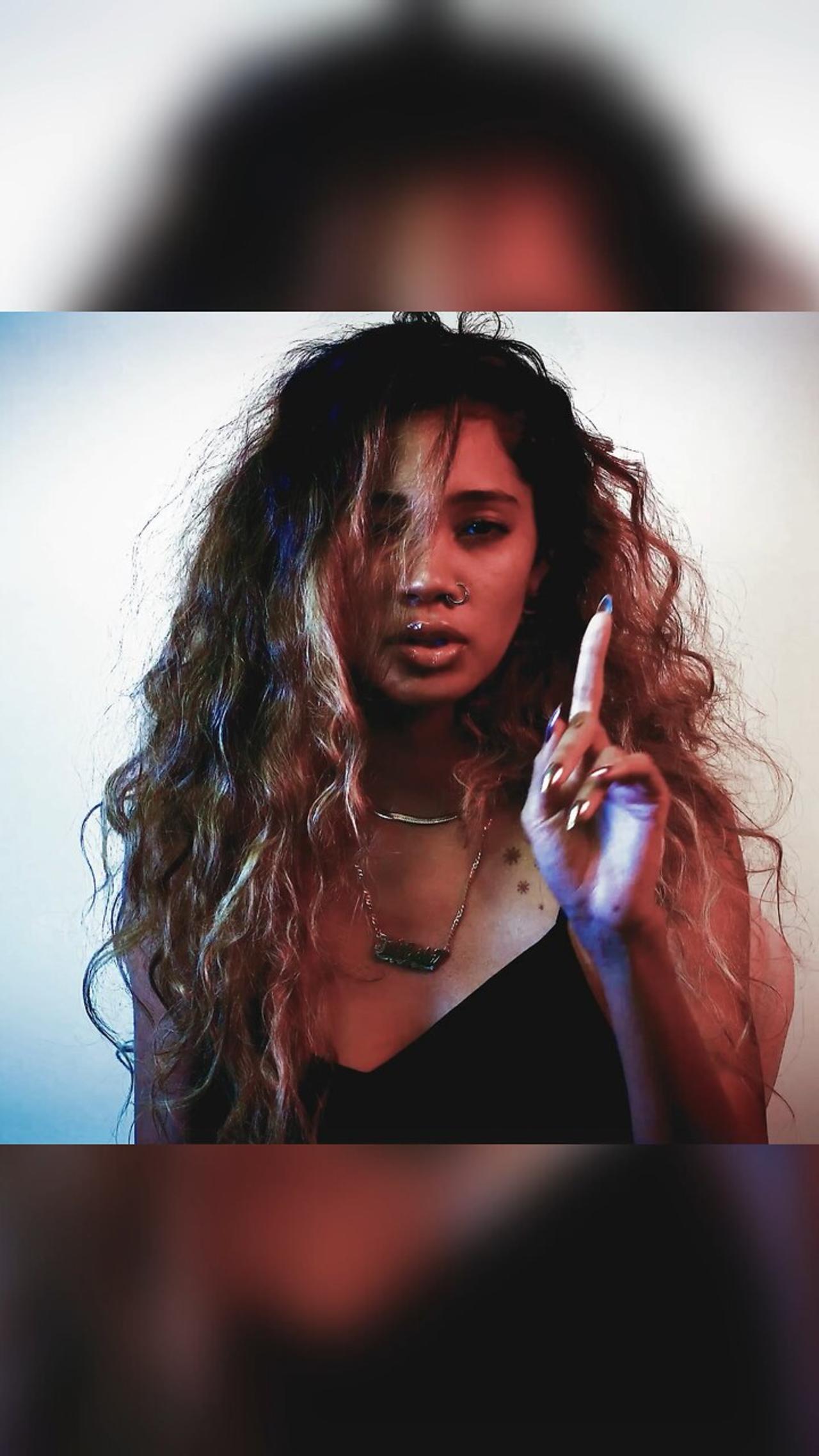 TAIAYSHA - NO ORDINARY - One News Page VIDEO