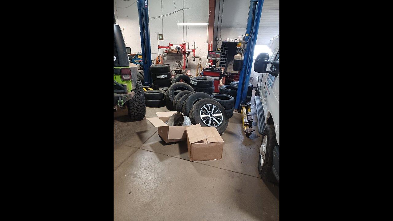 IRL trying not to work - One News Page VIDEO