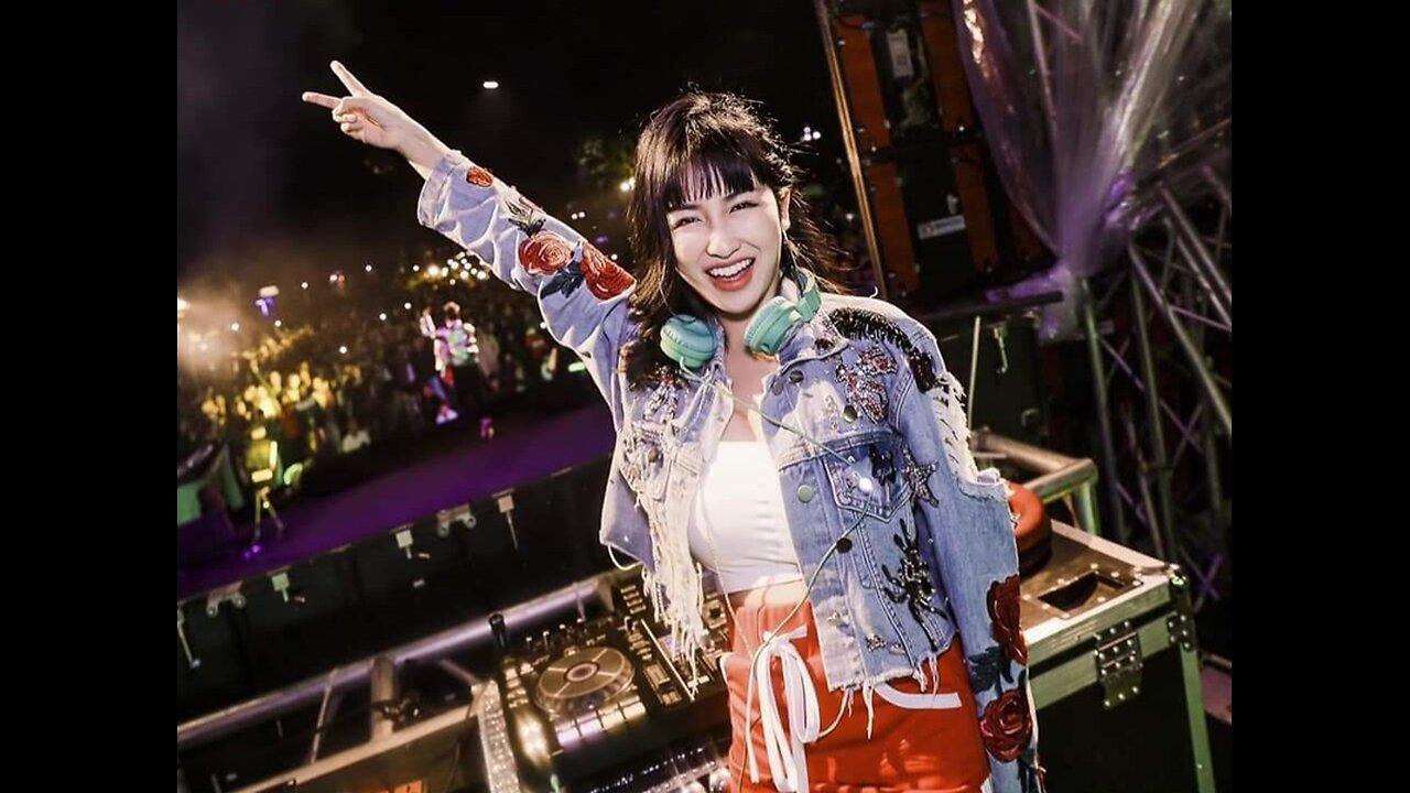 Rock Music ,DJ - One News Page VIDEO