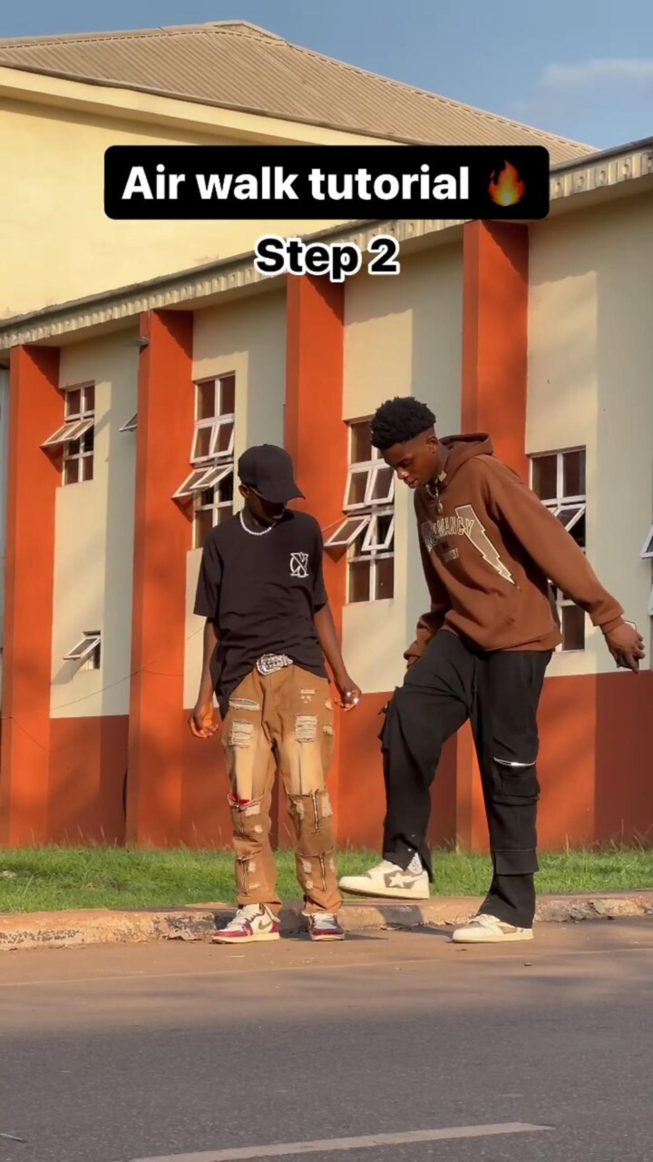 Air walk tutorial 🔥 - One News Page VIDEO