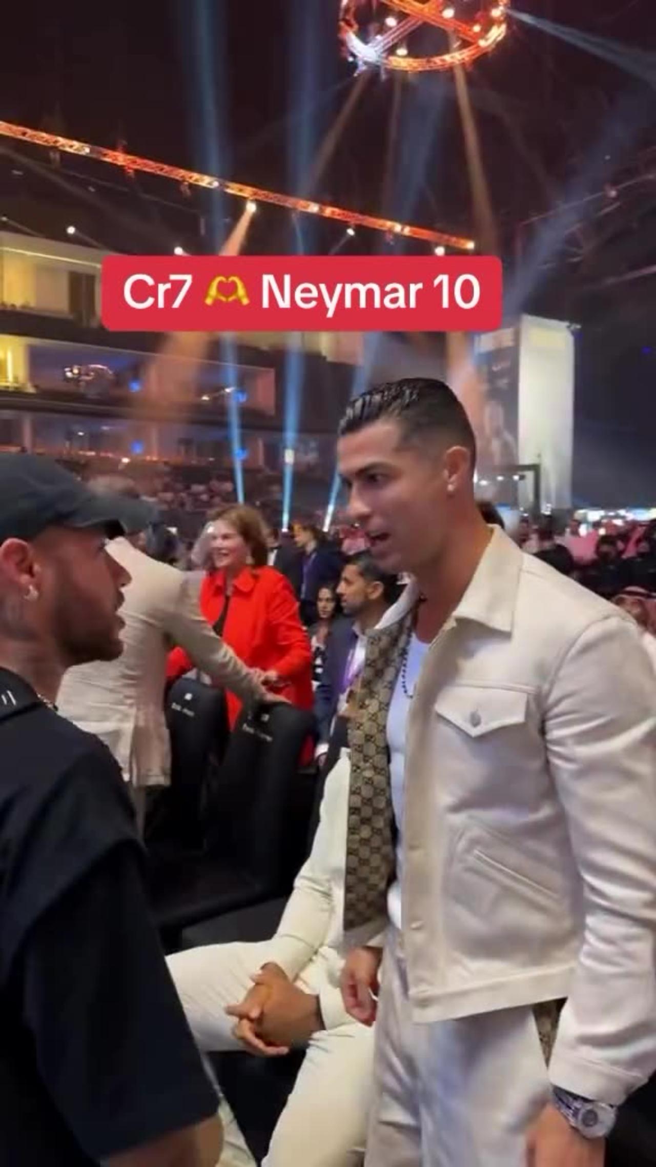@nemar meets to @Ronaldo - One News Page VIDEO