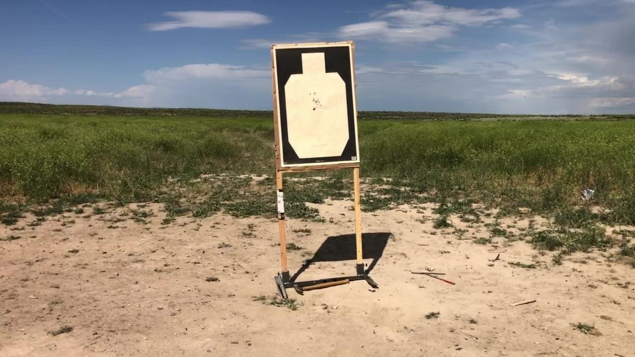 Shooting With Eyes Closed - One News Page VIDEO