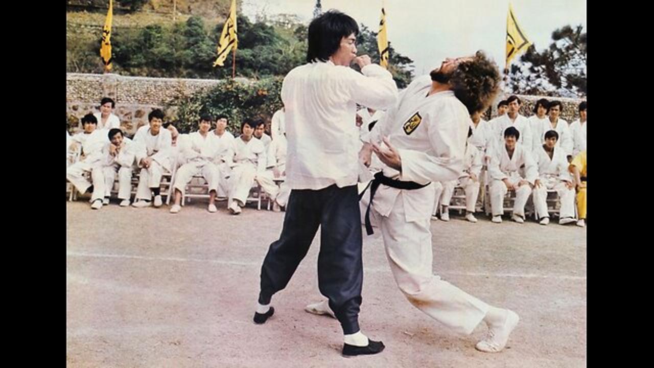Cross kick Studio Films Bruce Lee Enter the - One News Page VIDEO
