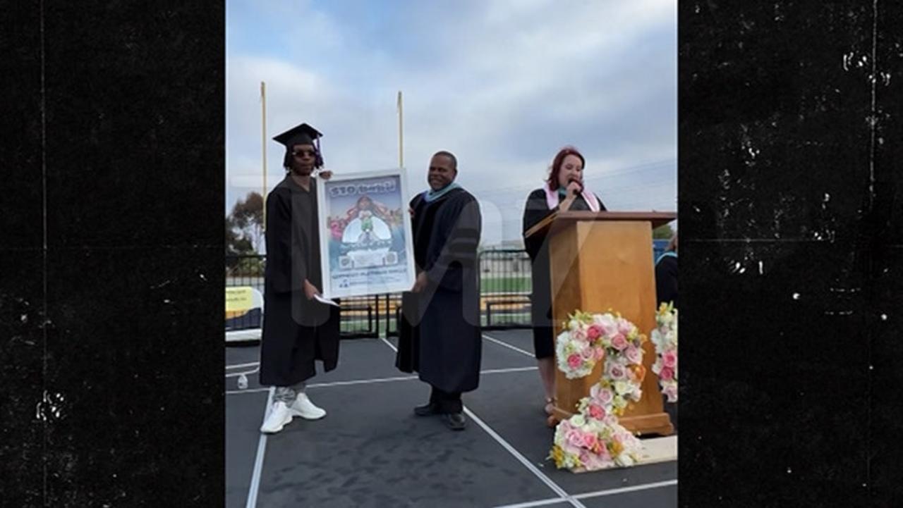 'Soak City' Rapper 310babii Earns Platinum - One News Page VIDEO