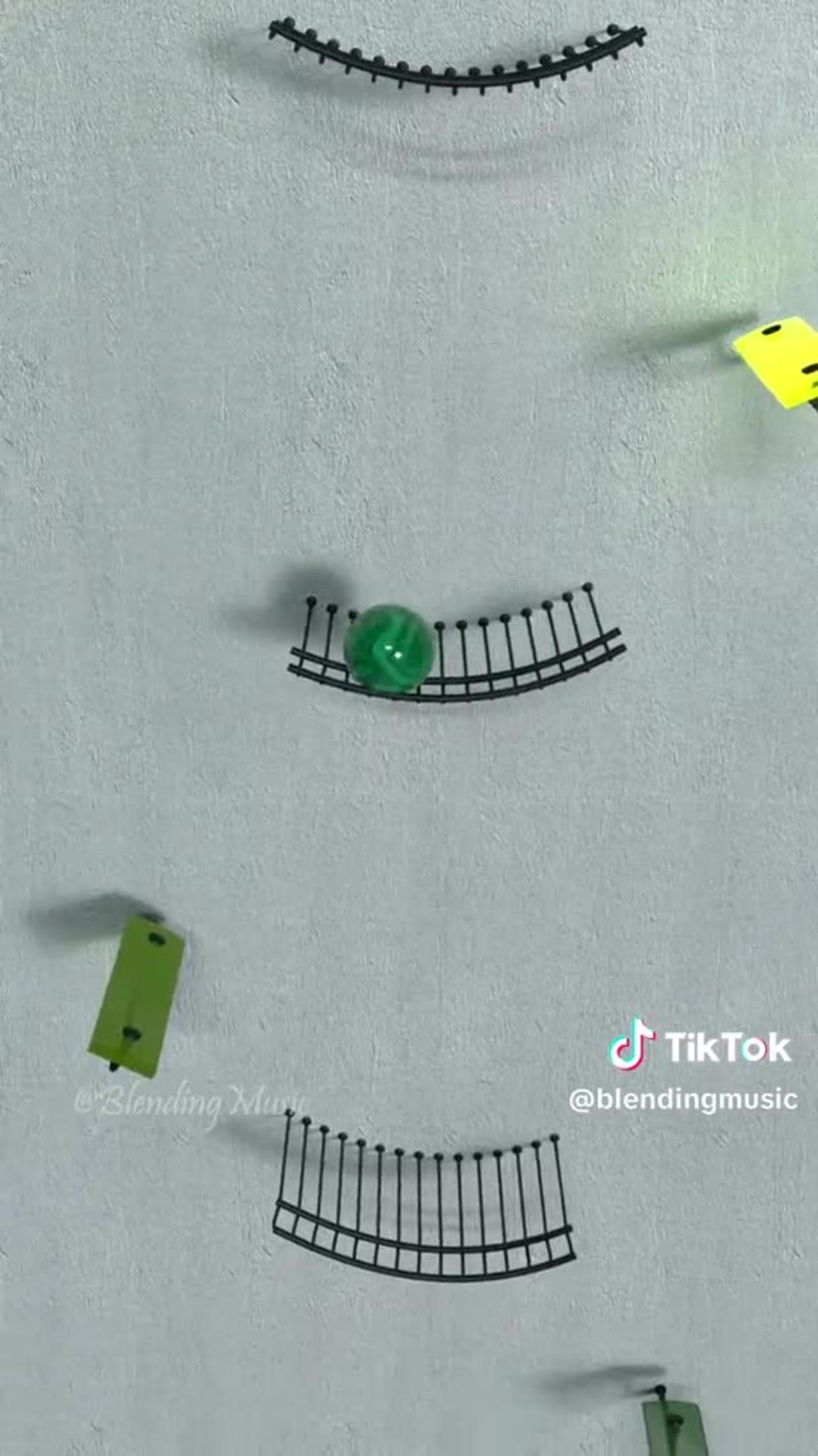 DO YOU RECOGNISE THE SONG? - One News Page VIDEO