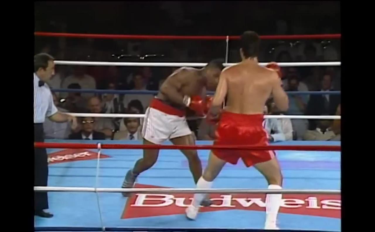 Mike Tyson vs John Alderson - One News Page VIDEO