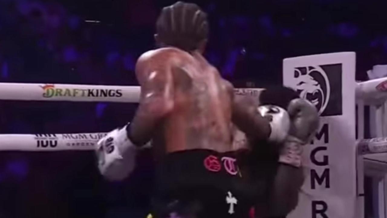 Tank beats Frank Marting for hanging on to the - One News Page VIDEO