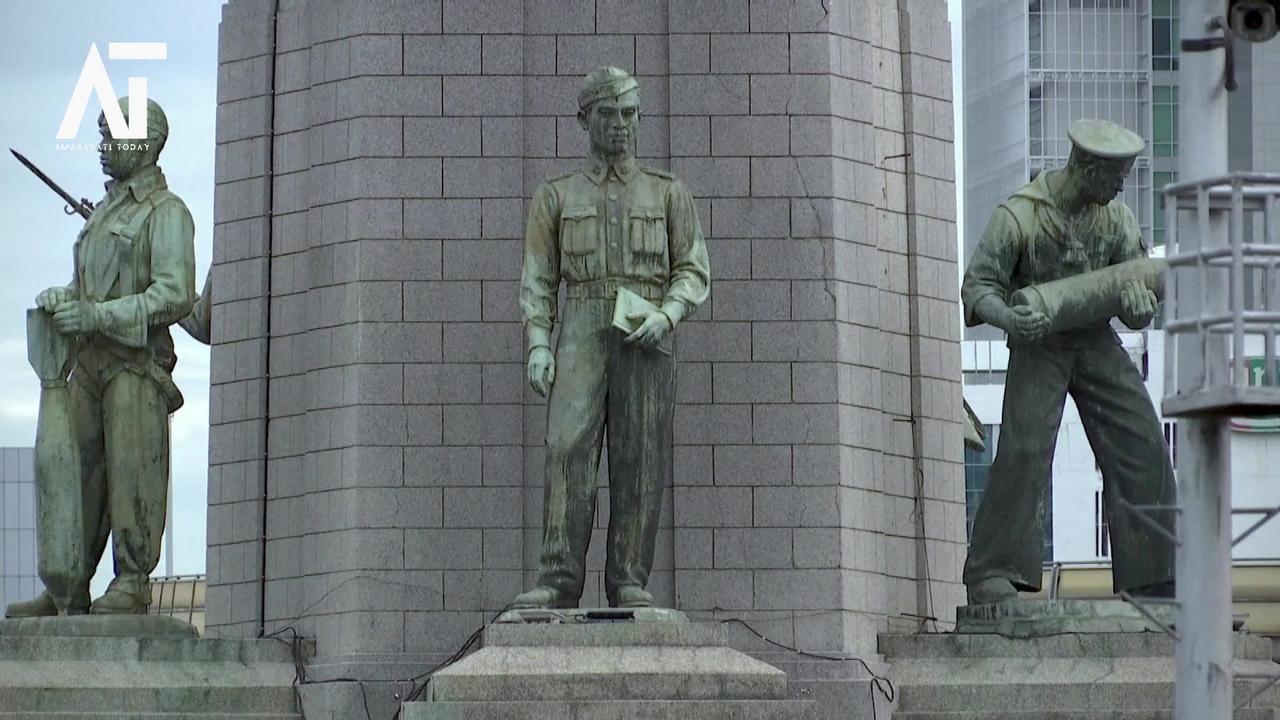 Thailand's Political Crisis Critical Court - One News Page VIDEO