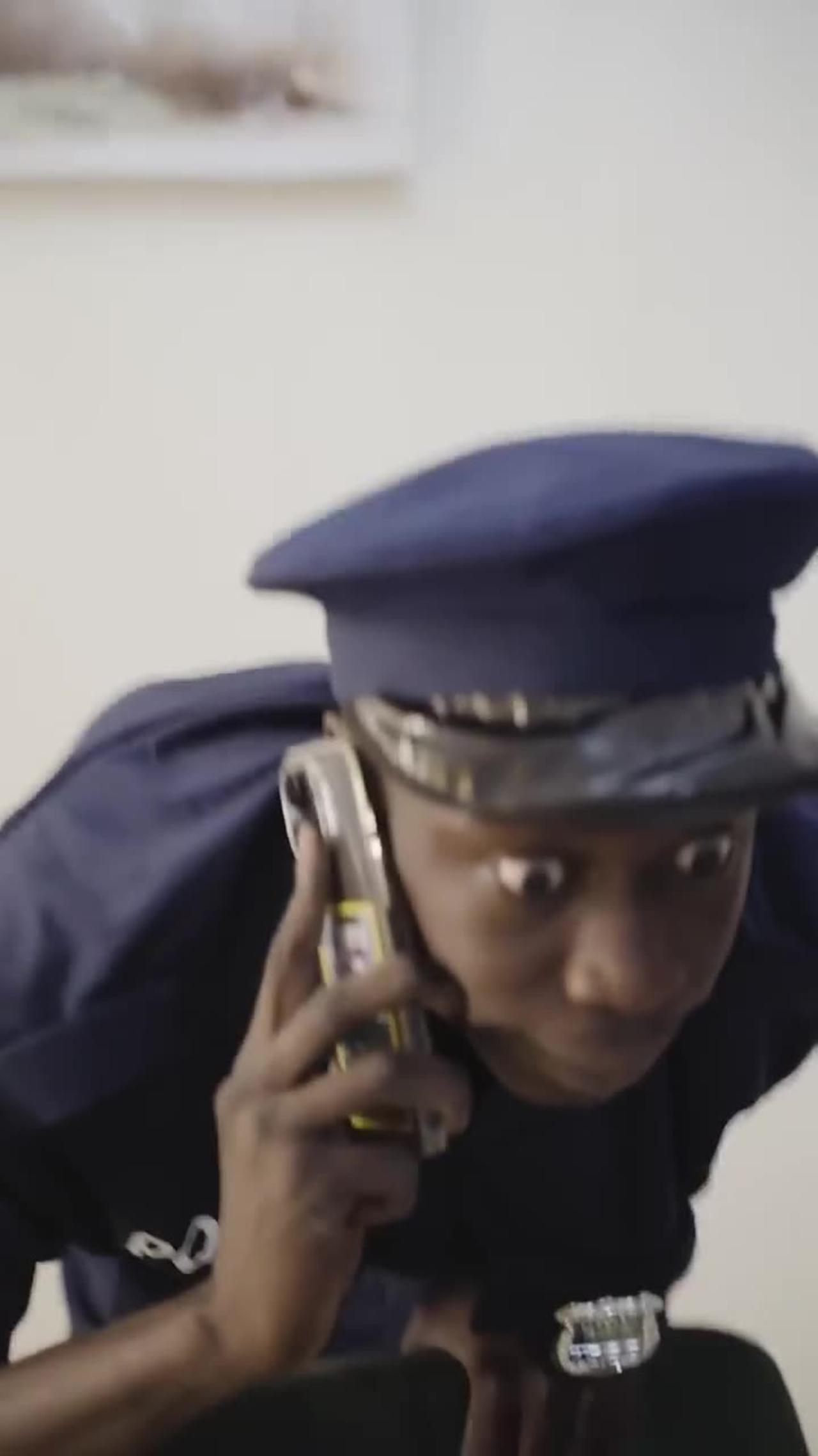 I tried to contain myself but couldn't - One News Page VIDEO