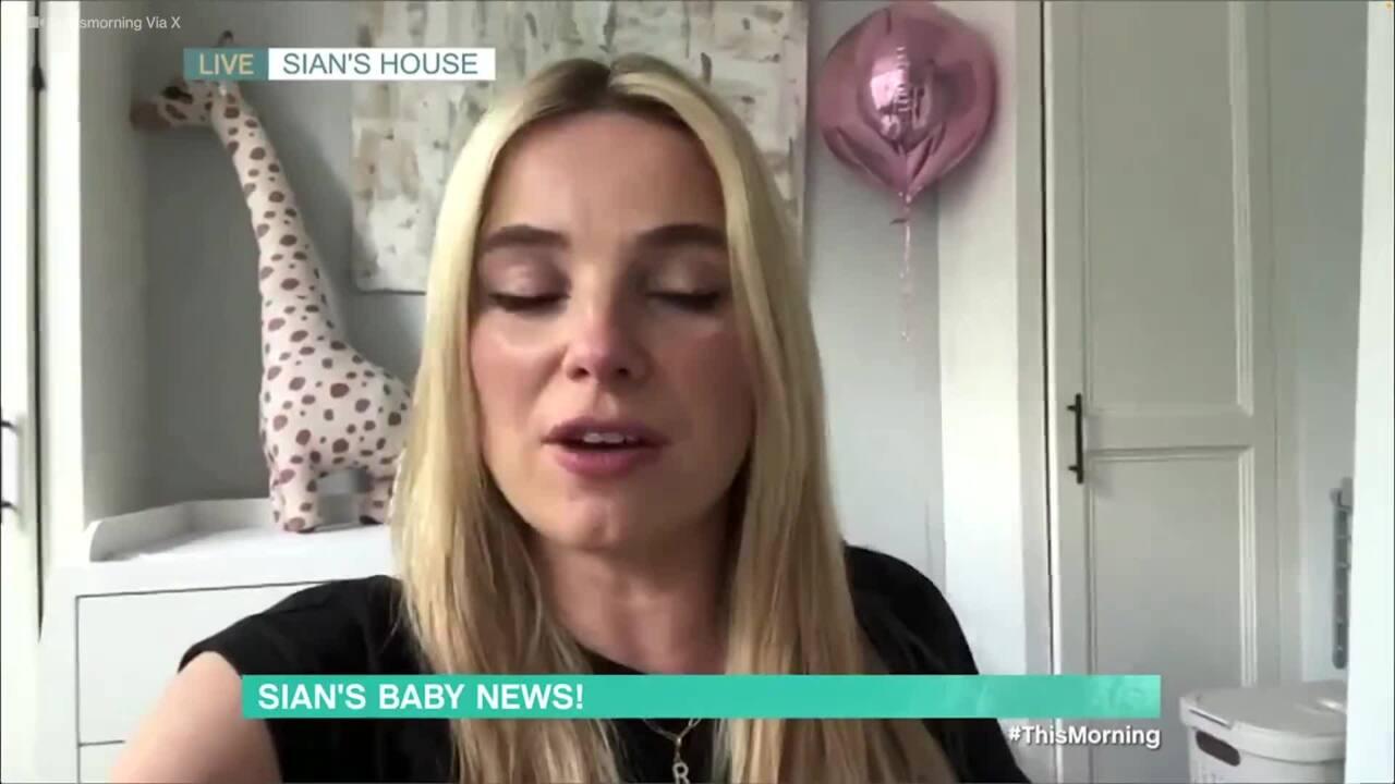 Sian Welby reveals baby Ruby was born by - One News Page VIDEO