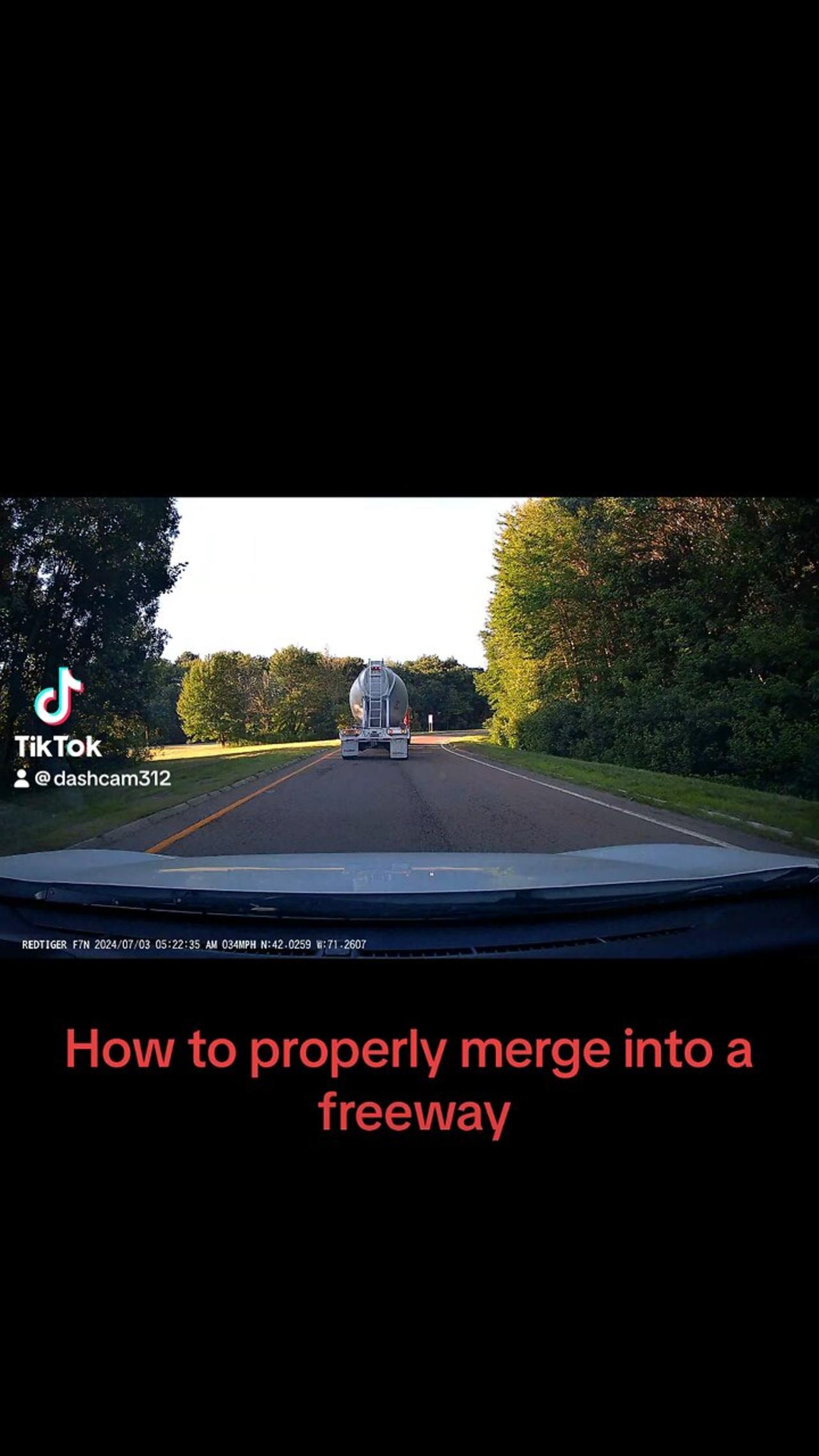 How to merge in a freeway - One News Page VIDEO