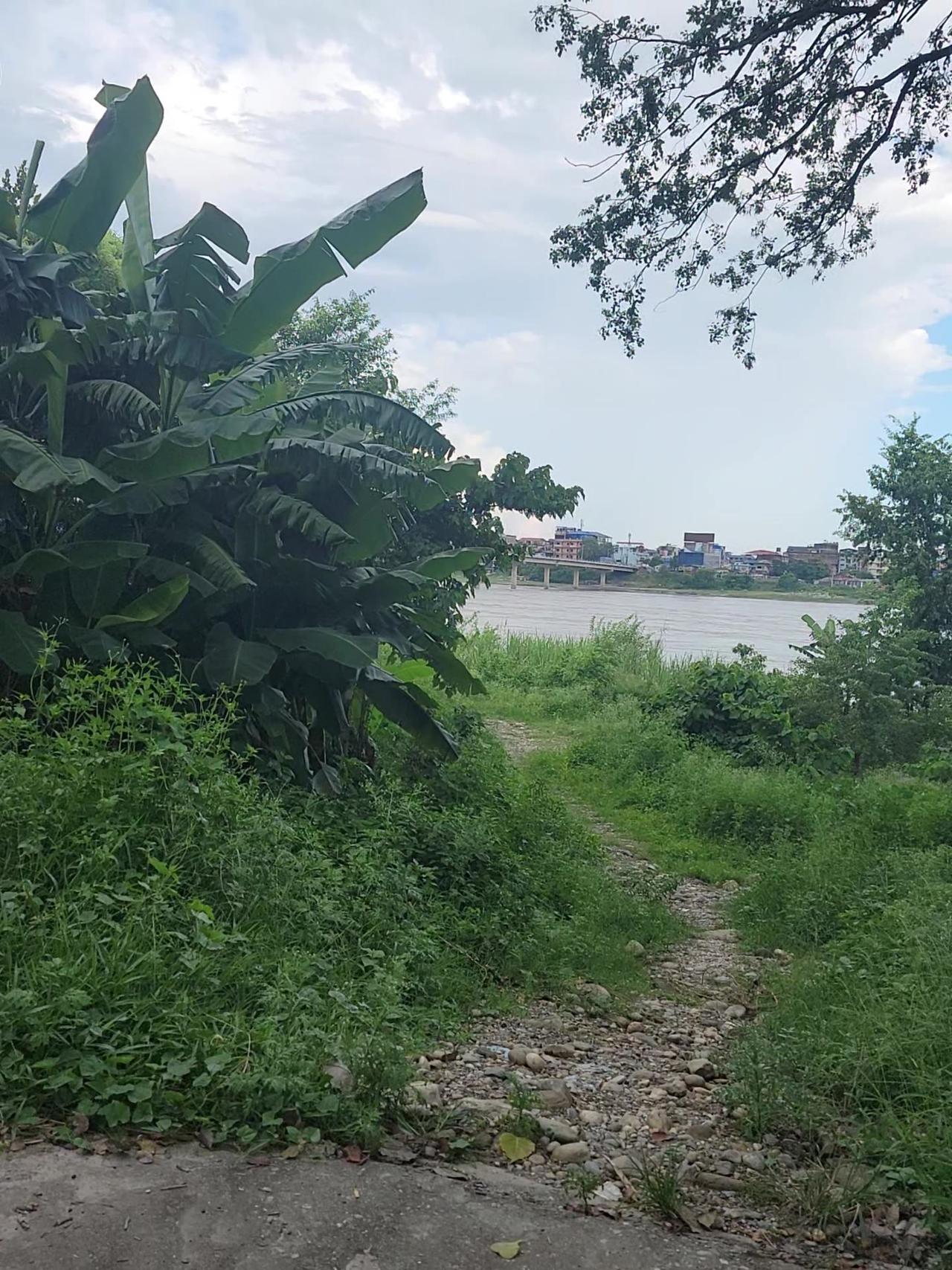 New viral video in Nepal river side - One News Page VIDEO