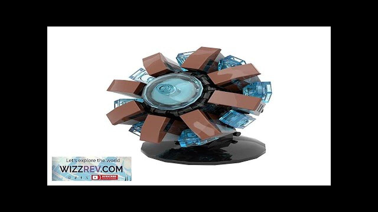 Building Block Model Small Particle Assembling - One News Page VIDEO