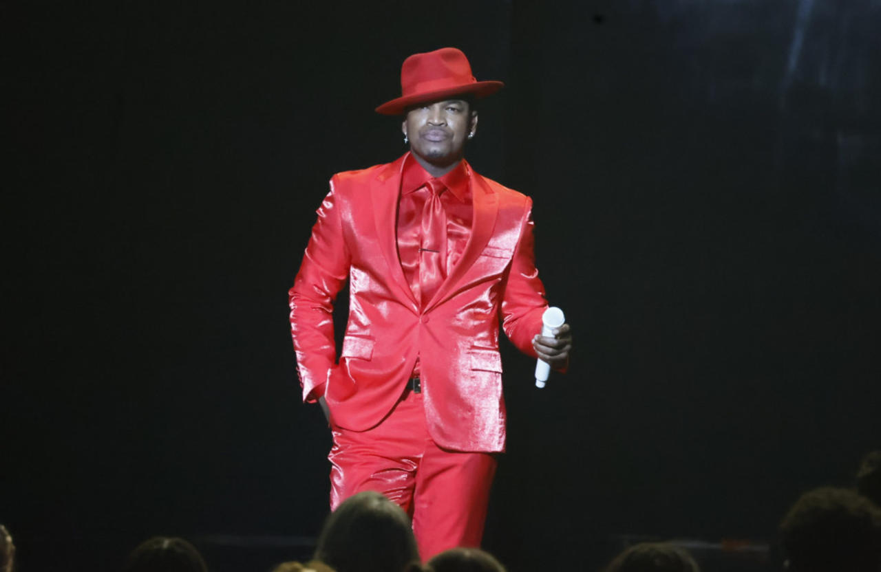 Ne-Yo has openly embraced his polyamorous - One News Page VIDEO