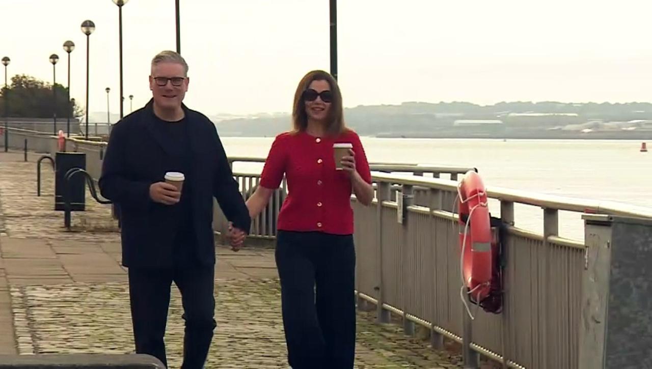 Keir and Victoria Starmer enjoy stroll ahead of - One News Page VIDEO