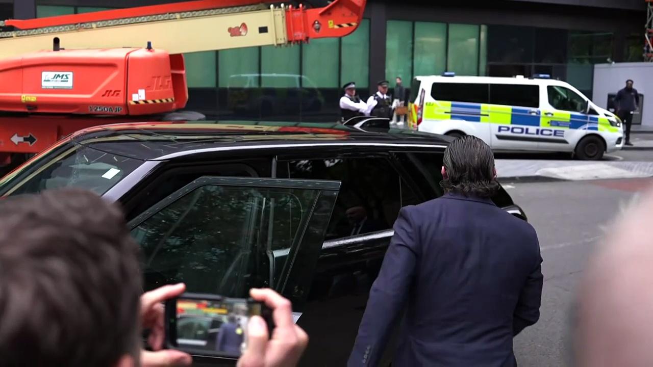 Farage arrives for trial of man who threatened - One News Page VIDEO