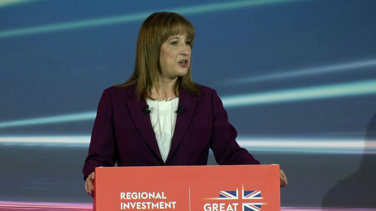 Rachel Reeves announces reforms to boost capital - One News Page VIDEO