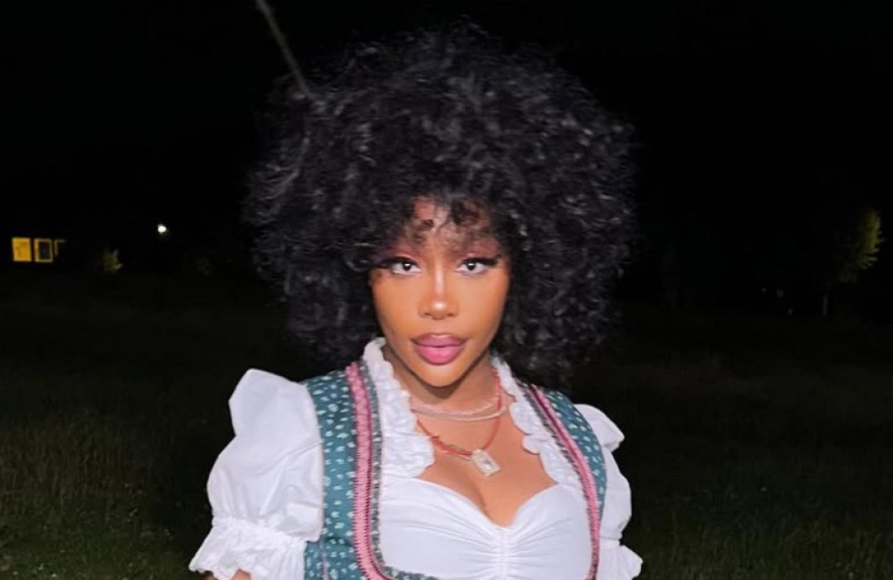 SZA speaks publicly for first time about online - One News Page VIDEO