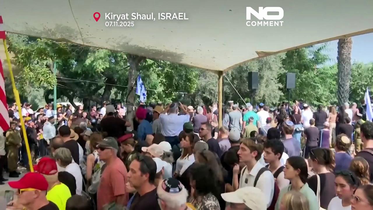 Hundreds mourn Capt Omer Neutra in Israel after - One News Page VIDEO