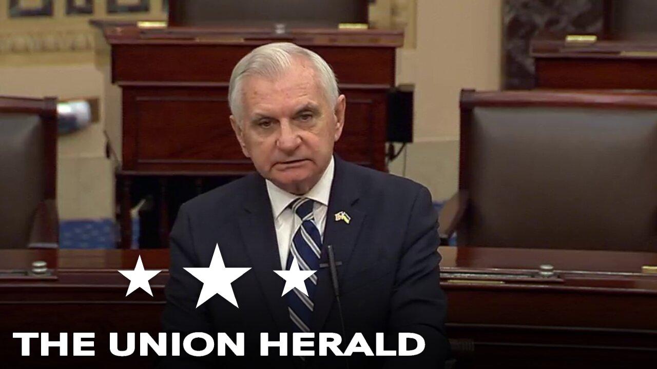 Senator Reed Delivers Remarks on President Trump - One News Page VIDEO