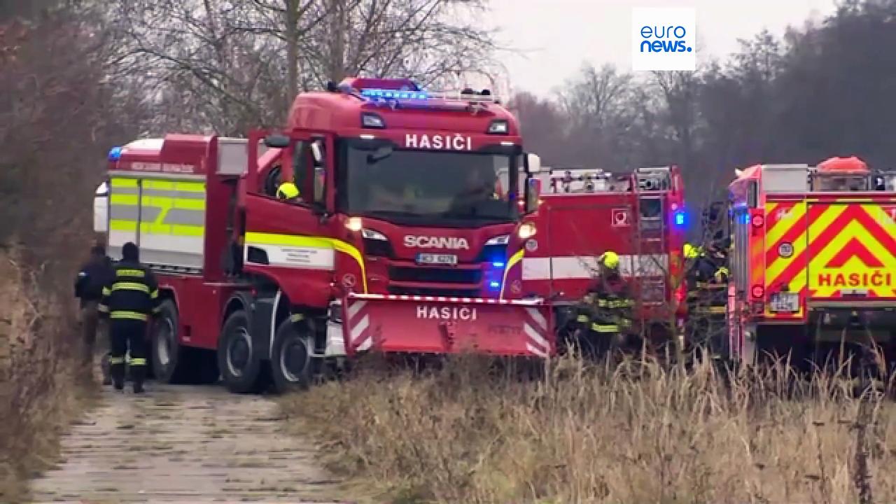 Dozens injured after two trains collide in Czech - One News Page VIDEO
