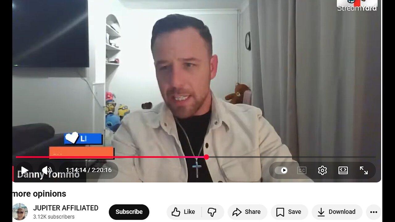 Psychoanalysing Social Media Superstars & - One News Page VIDEO